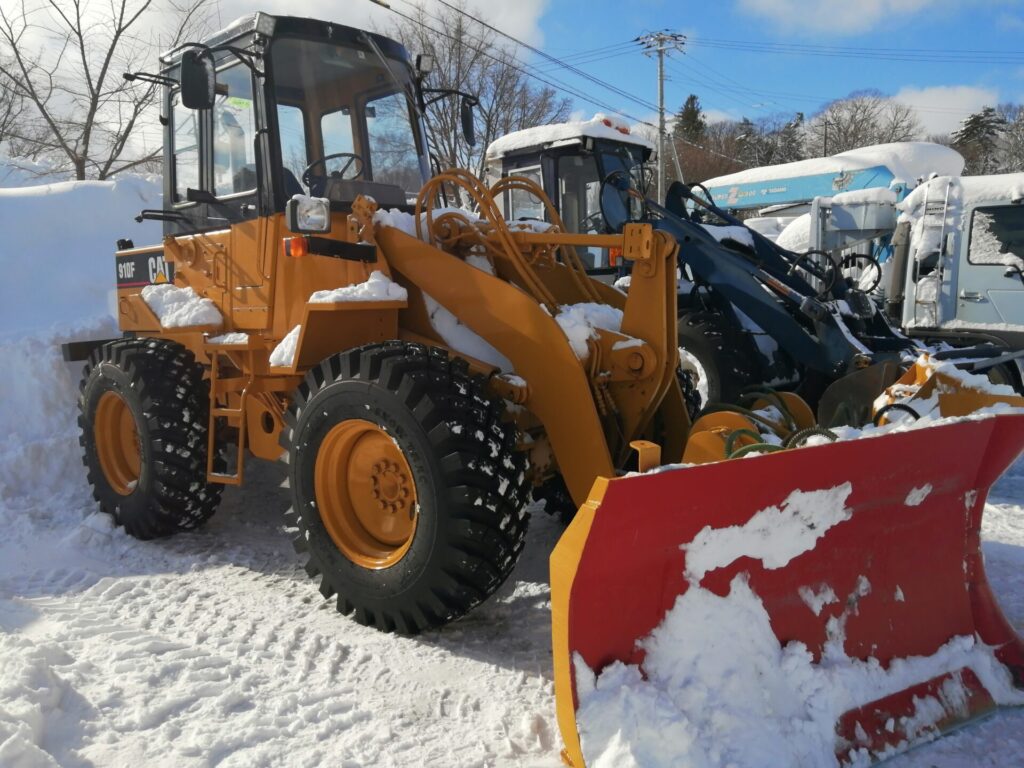 北海道網走郡 ホイールローダ:CAT 910F｜BKTタイヤ | 建機・重機タイヤナビ